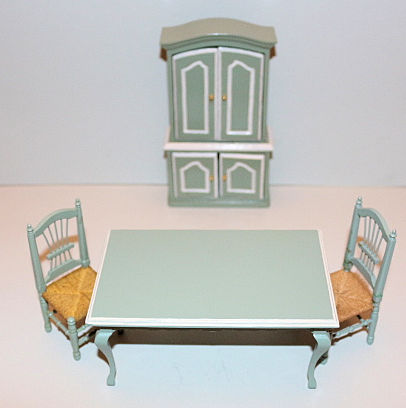 KITCHEN | The Doll House